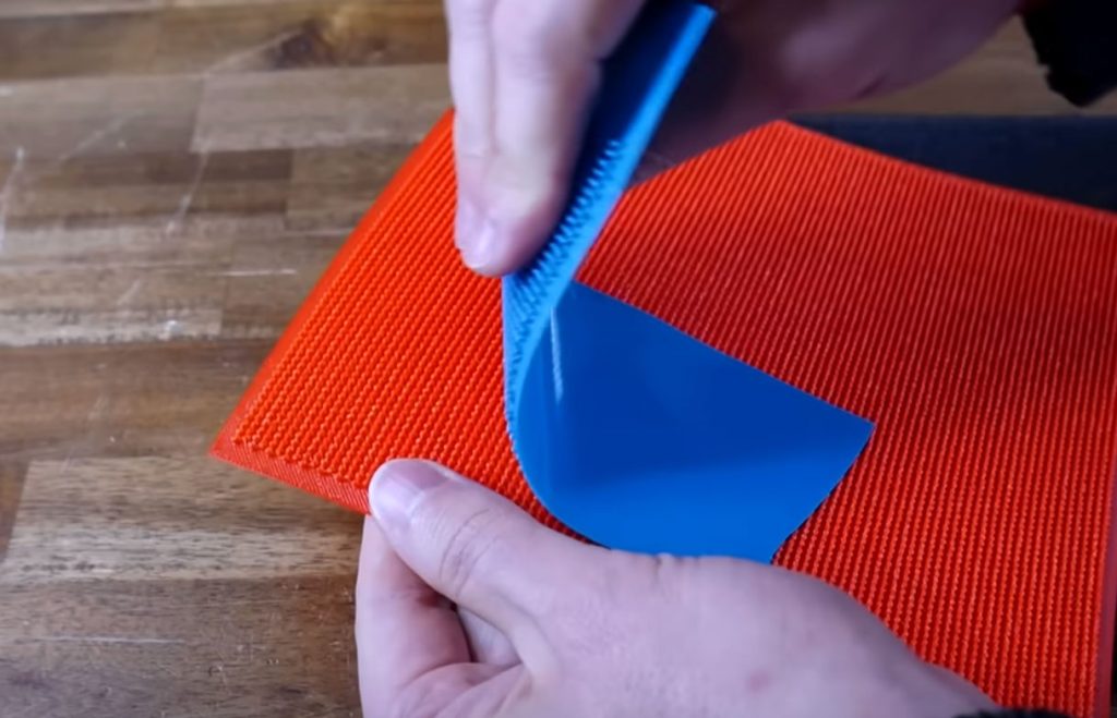 Maker presents completely 3D printed Velcro fastener