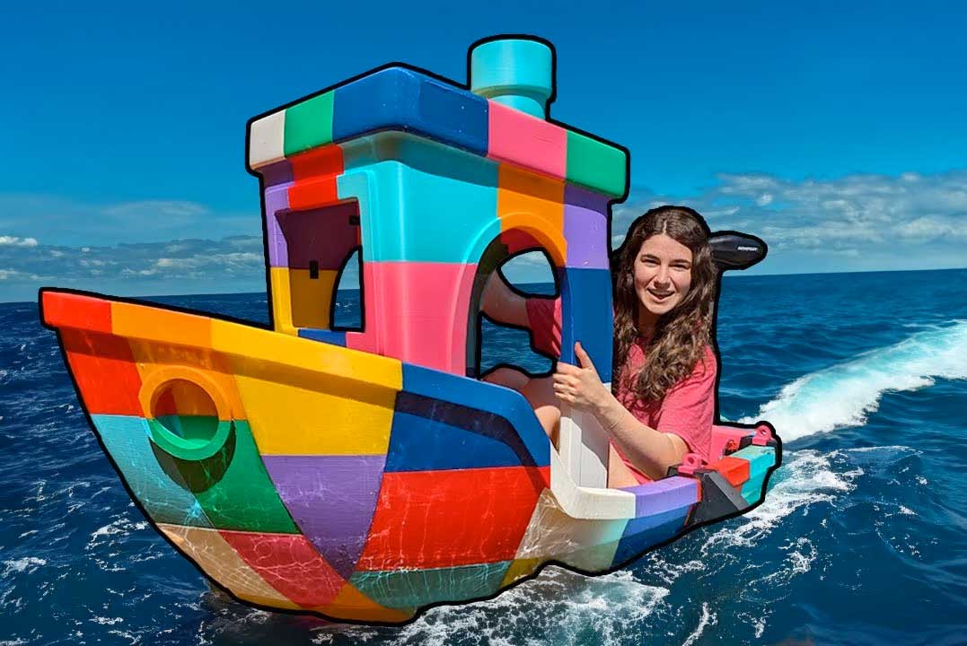 3D printing in XXL: YouTuber builds life-size Benchy boat