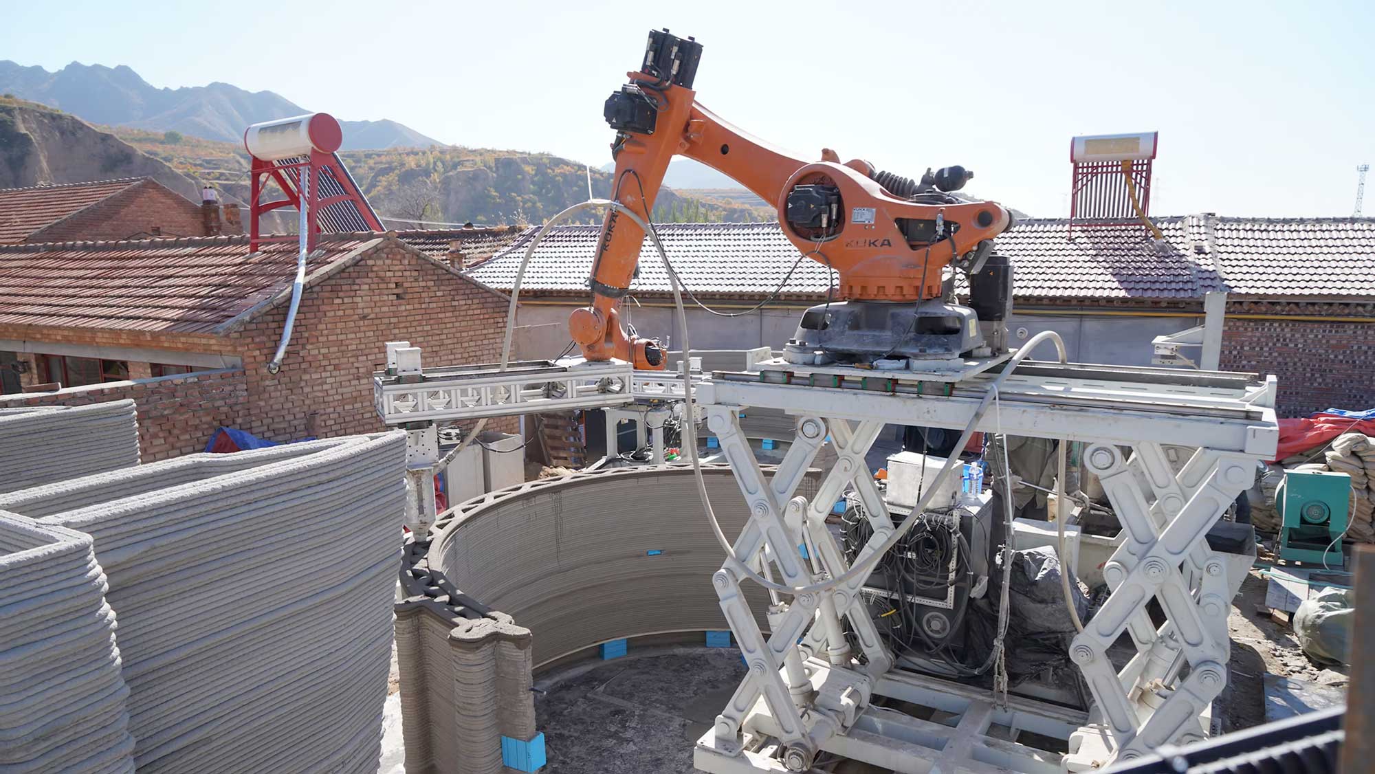 3D printing: Robot printer creates buildings up to 10 meters high