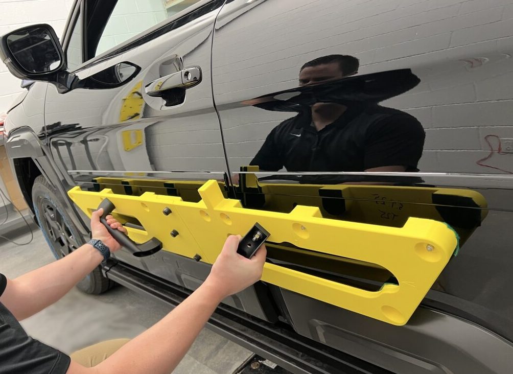 Faster tooling in the automotive sector through high-speed 3D printing ...